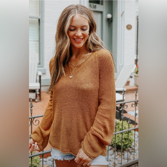 Magnolia | Sweaters | Magnolia Lightweight Sweater | Poshmark